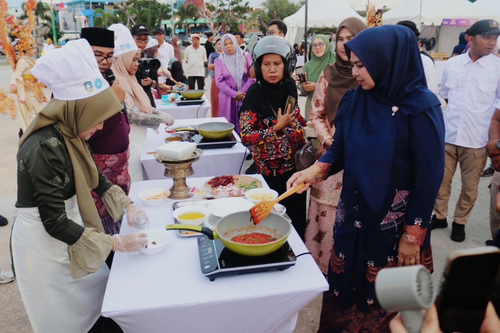 Dewi Ansar Buka Kepri Malay Food Festival 2025, Sajikan 58 Kuliner Khas ...